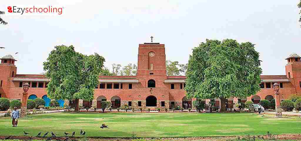 Delhi University's SOL seeks extension of admissio | Ezyschooling